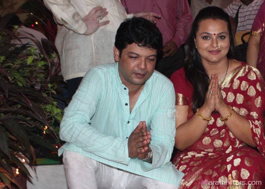 Diwali Celebration on Set Of Sou Shashi Deodhar- Sai Tamhankar, Ajinky Dev